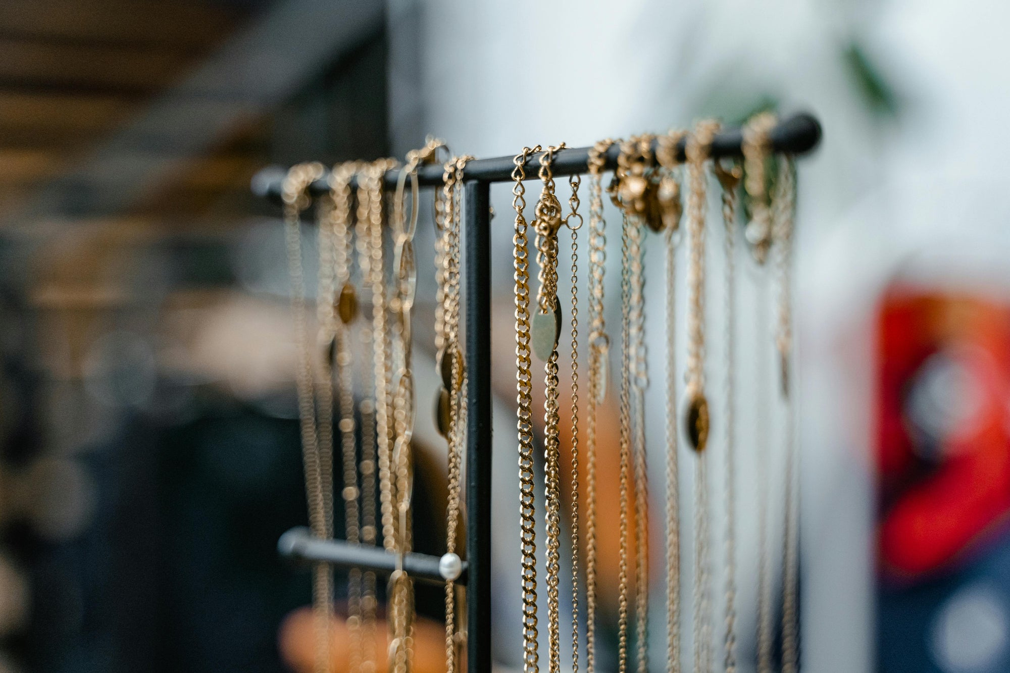 Queen Bee Boutiques & The Vintage Bee – Queen Bee Boutiques & The ...